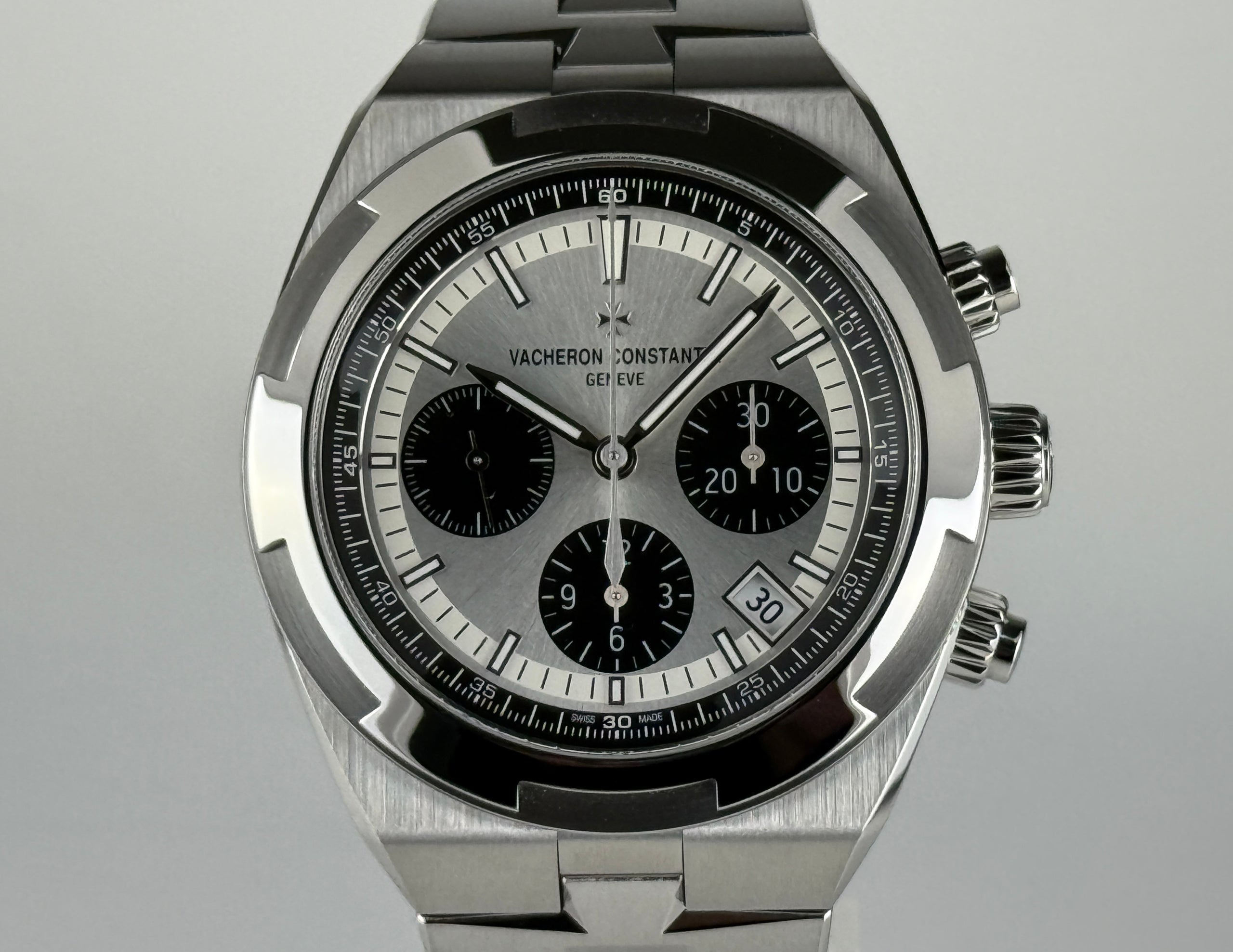 Vacheron Constantin Overseas Chronograph 5520V/210A-B686 | GLANT WATCH ...